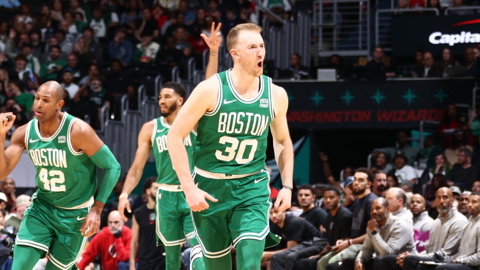 Sam Hauser signs reported 4-year, $45 million extension with Celtics ...