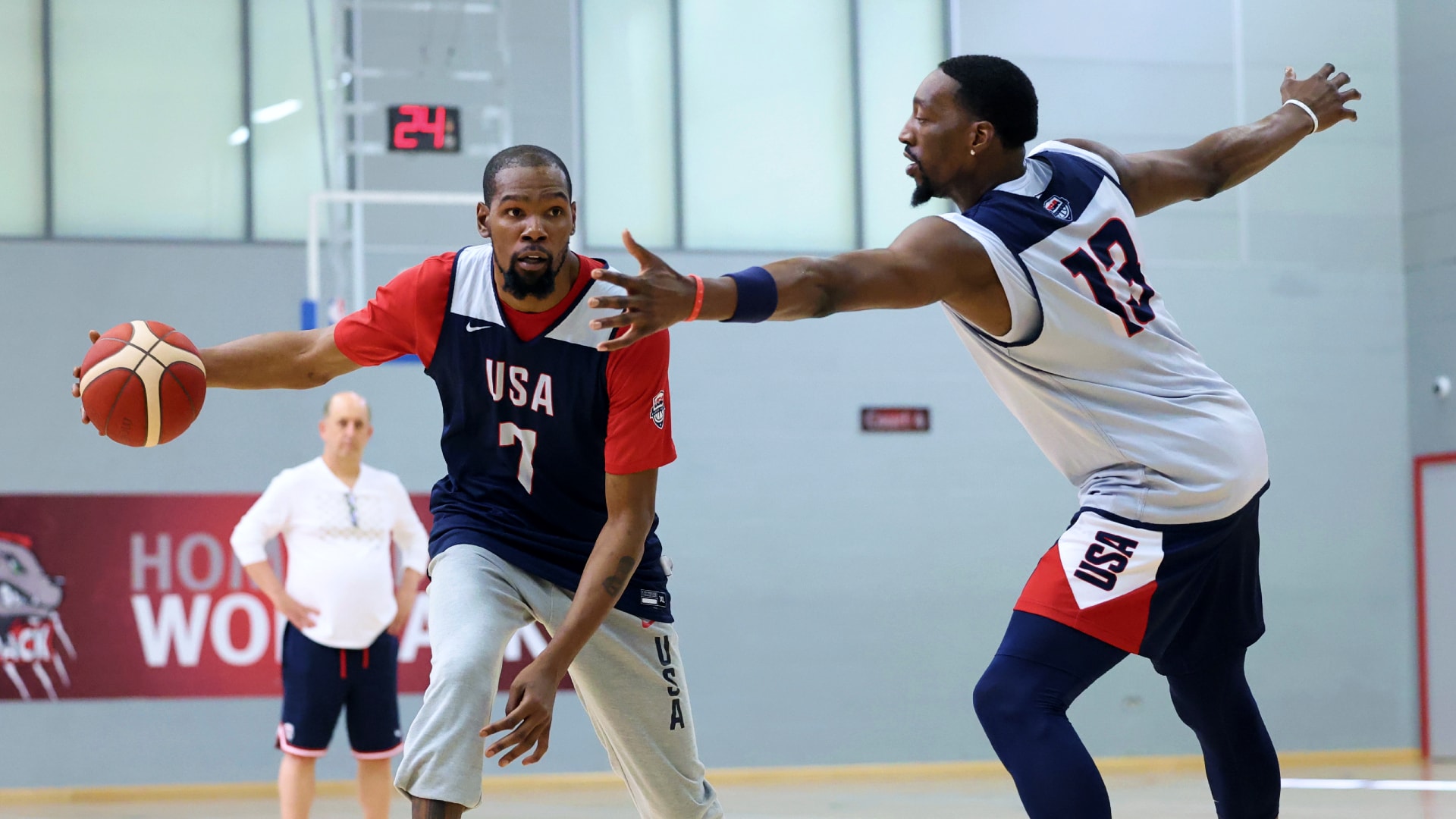 Kevin Durant participates in 1st Team USA practice of summer in London ...