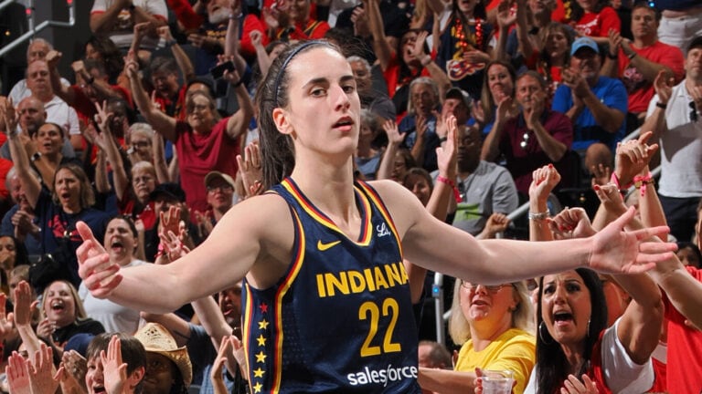 Caitlin Clark scores career-high 35, sets rookie single-season scoring record | NBA.com