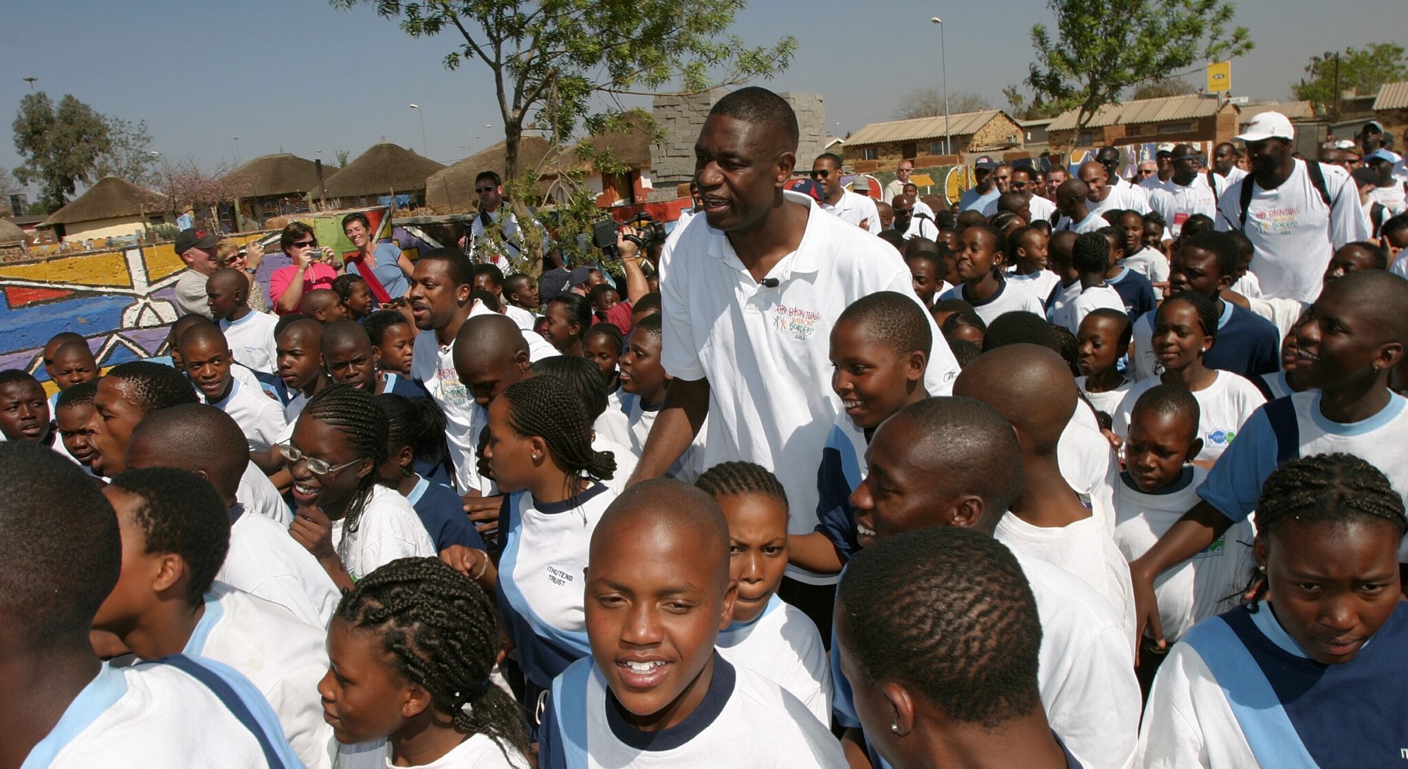 How Dikembe Mutombo defended the hoop, hope and happiness | NBA.com