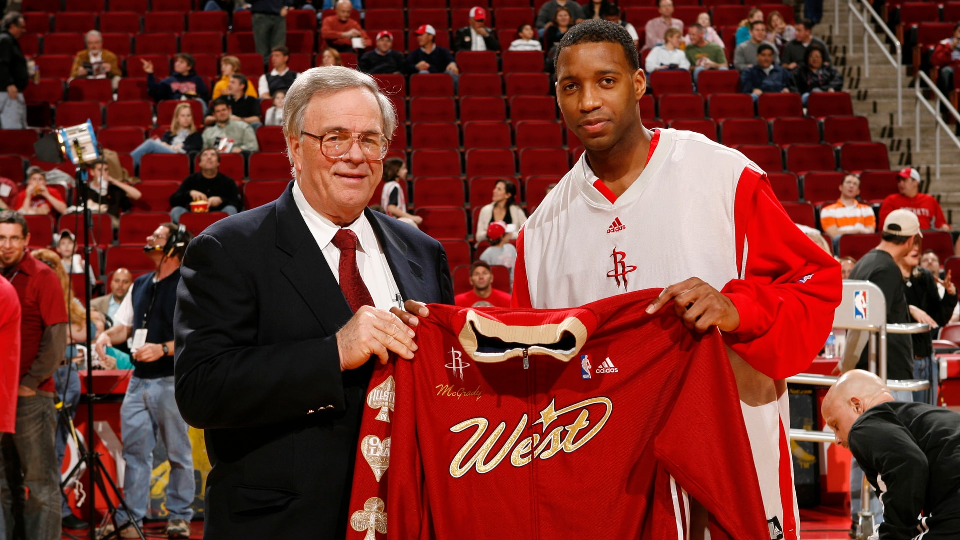 Former Houston Rockets coach, GM Carroll Dawson dies at 86 | NBA.com