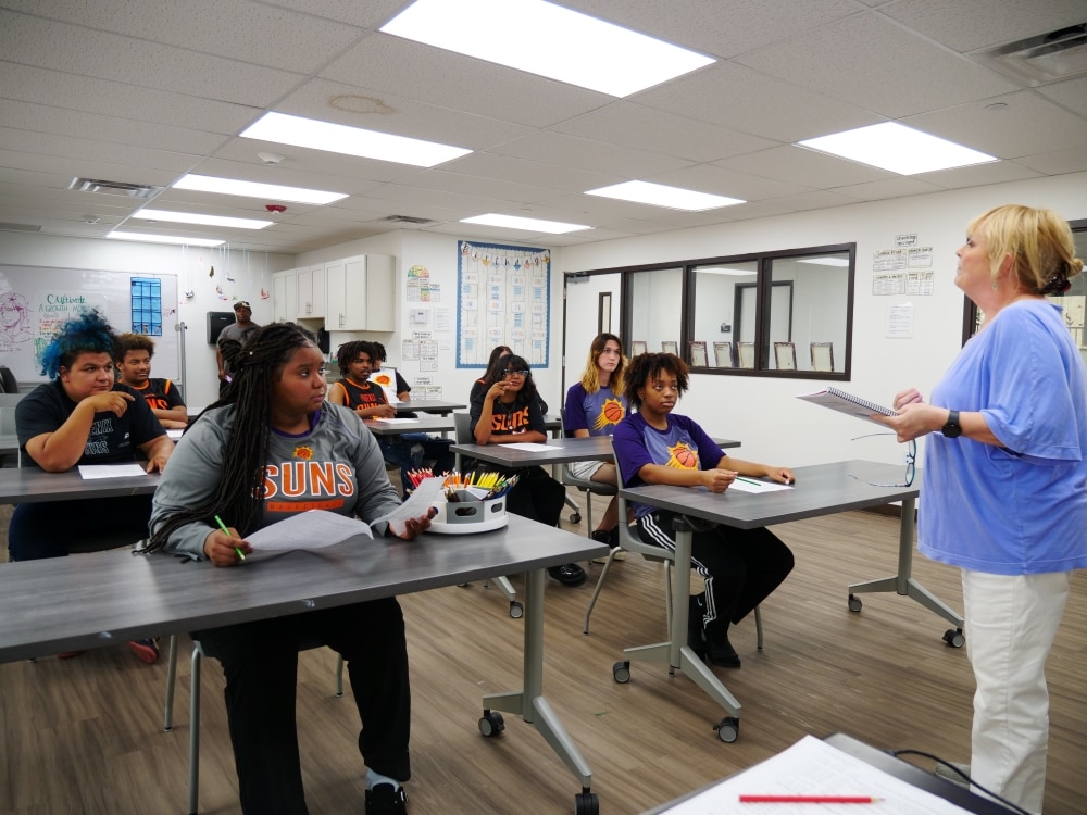 Foundation Friday: NAC Empowers Phoenix Community| NBA.Com