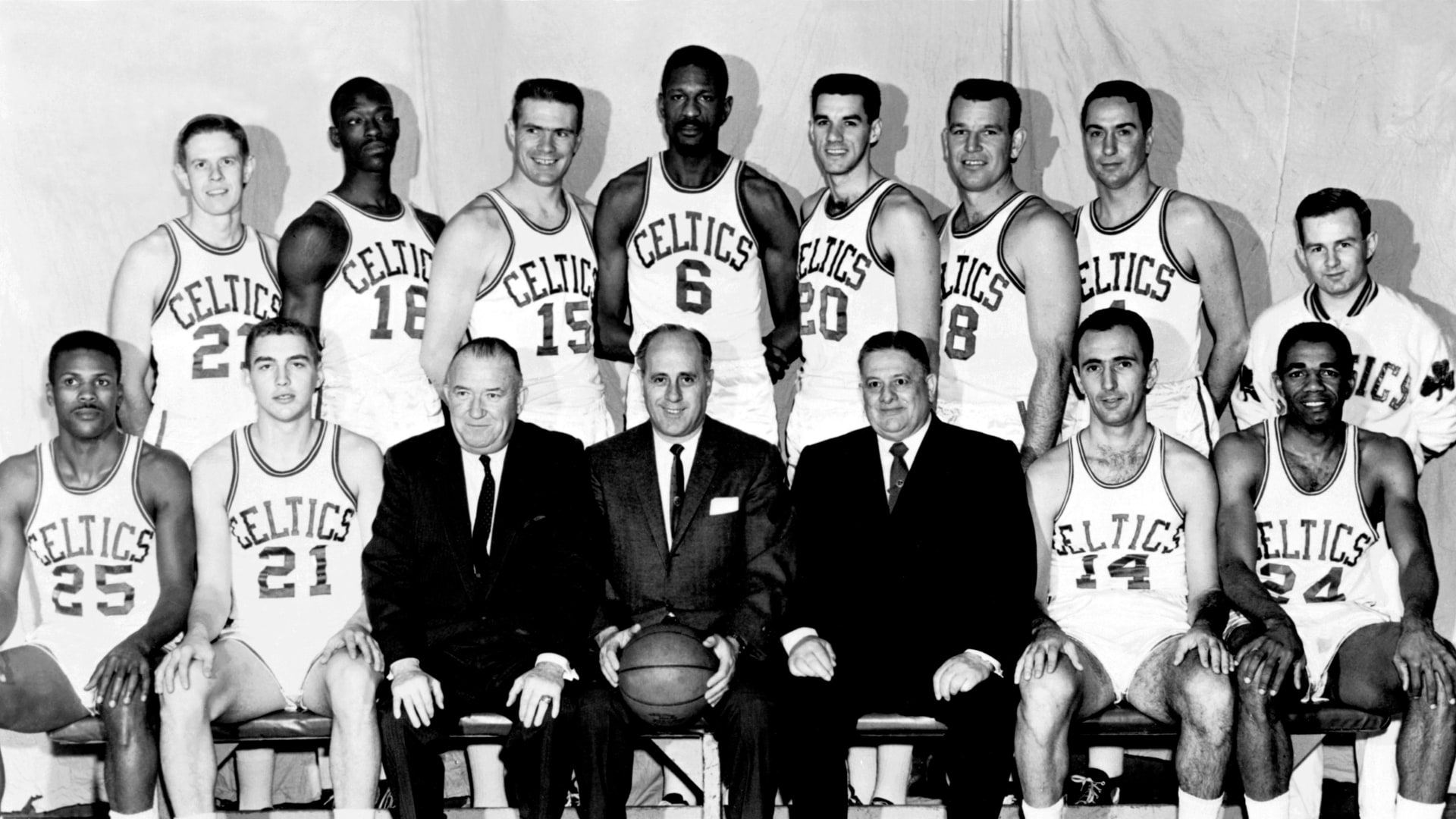 'Raising 18': All 18 Celtics championship teams | NBA.com
