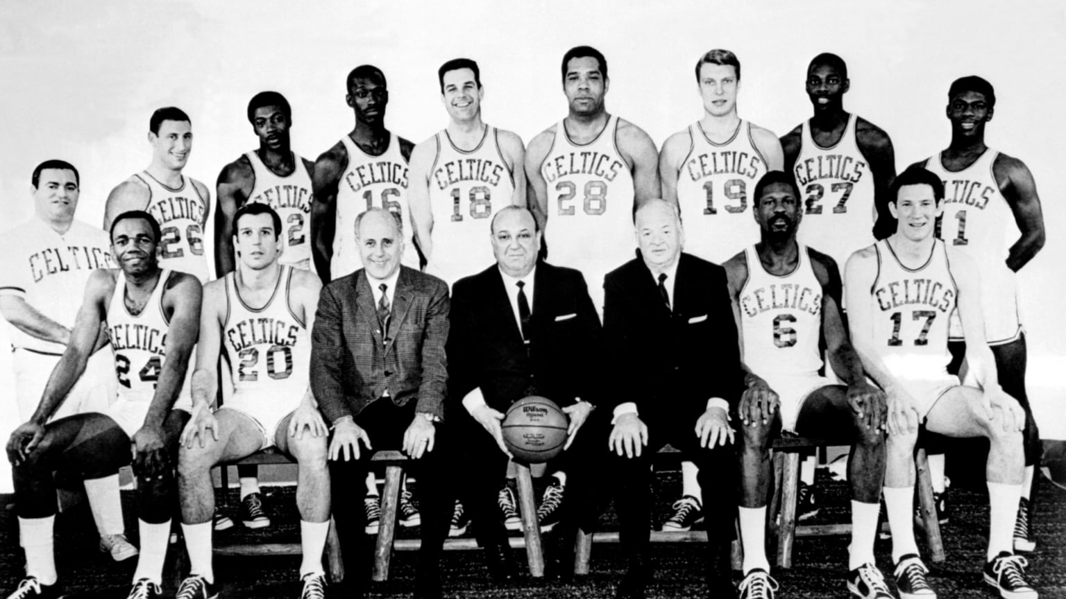 'Raising 18': All 18 Celtics championship teams | NBA.com