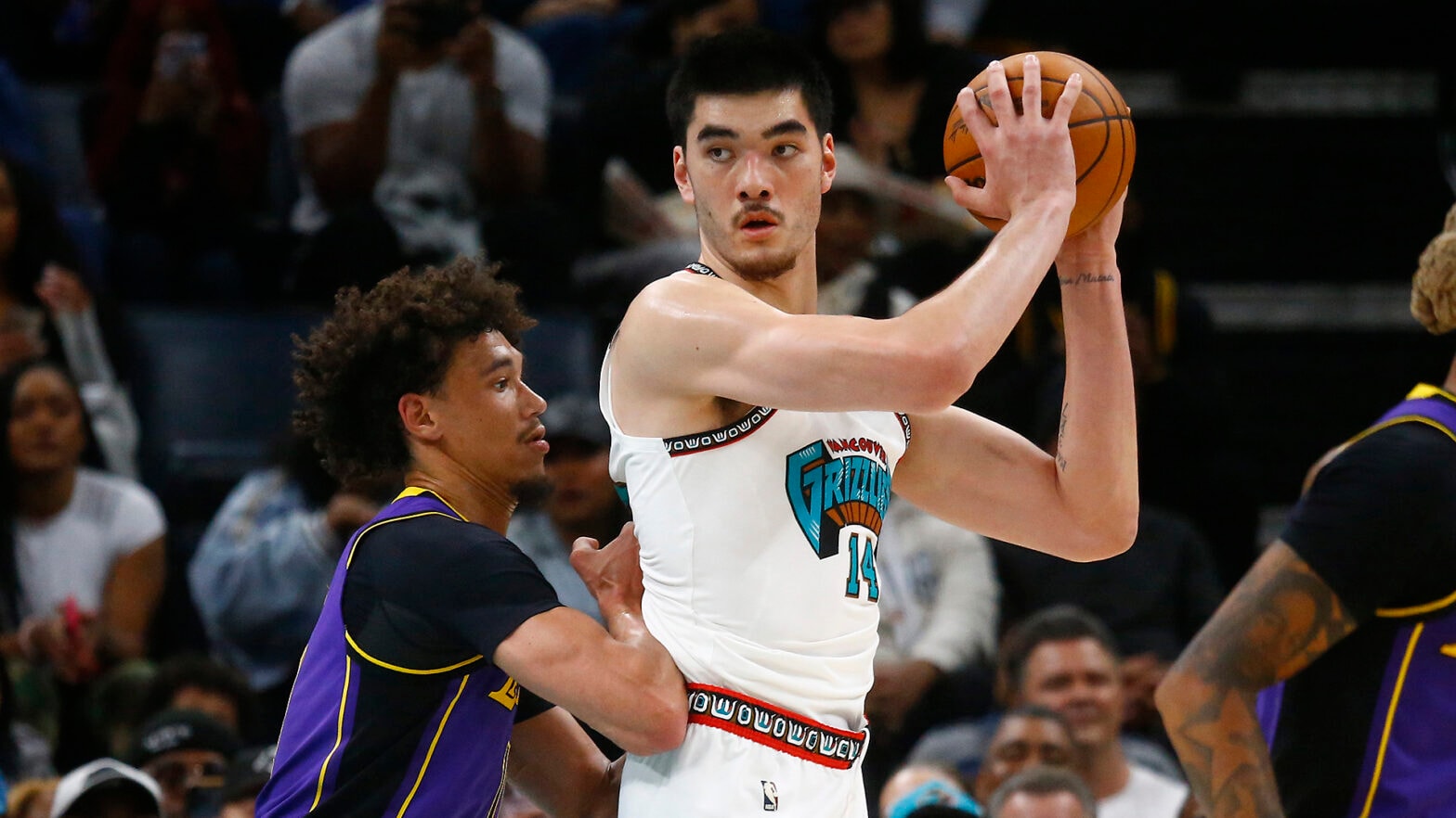 Grizzlies' Zach Edey to miss 6-9 weeks while recovering from ankle ...