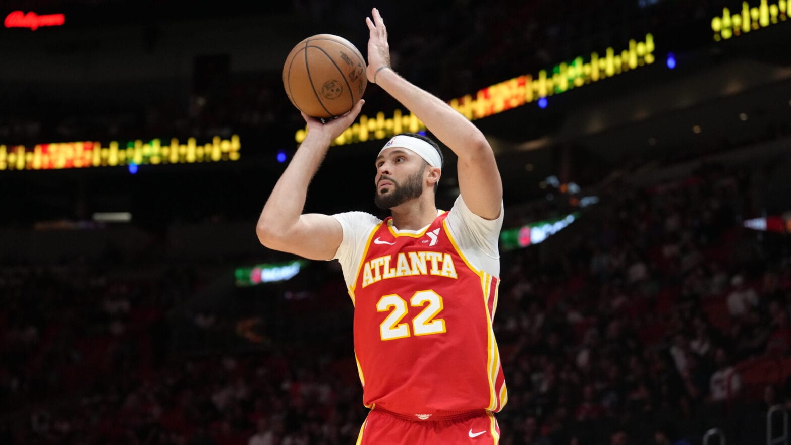Hawks' Larry Nance Jr. requires surgery on right hand | NBA.com