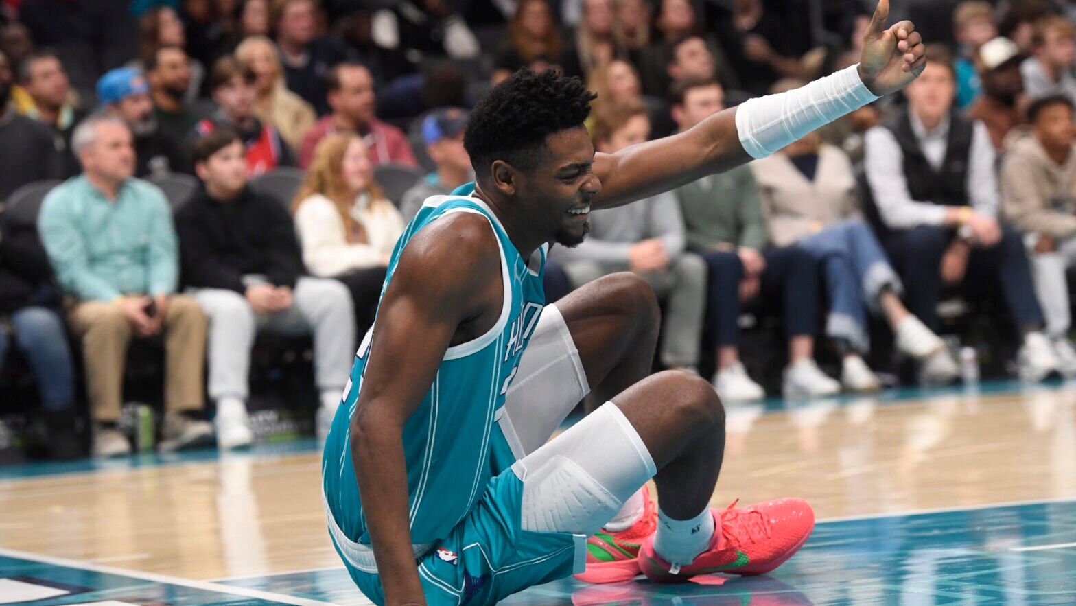 Charlotte finally gets starting 5 on the floor, only to lose Brandon ...