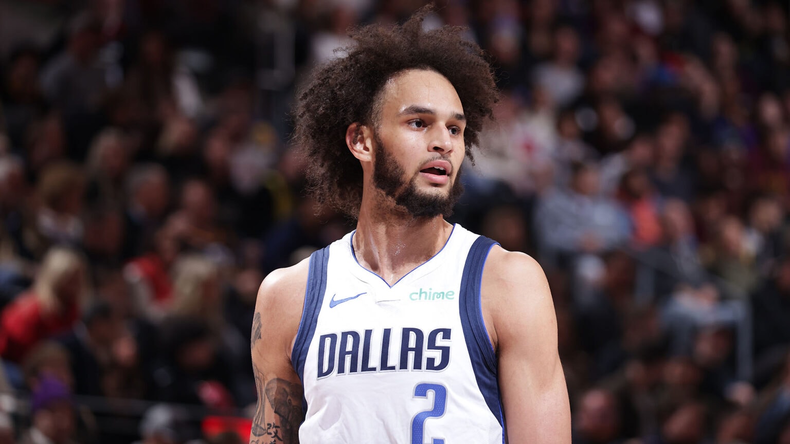 Mavs' Dereck Lively II sidelined at least 4 weeks with right ankle ...