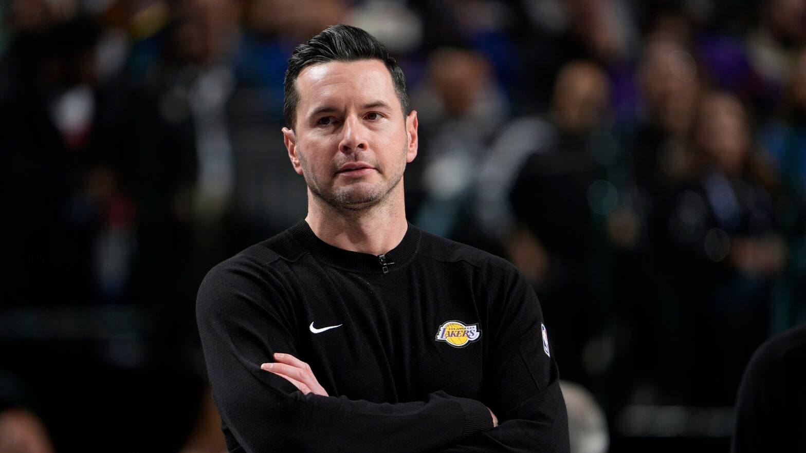 Los Angeles wildfire forces Lakers coach JJ Redick's family to evacuate ...