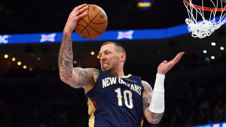 Former NBA player Daniel Theis to play in the EuroLeague | NBA.com