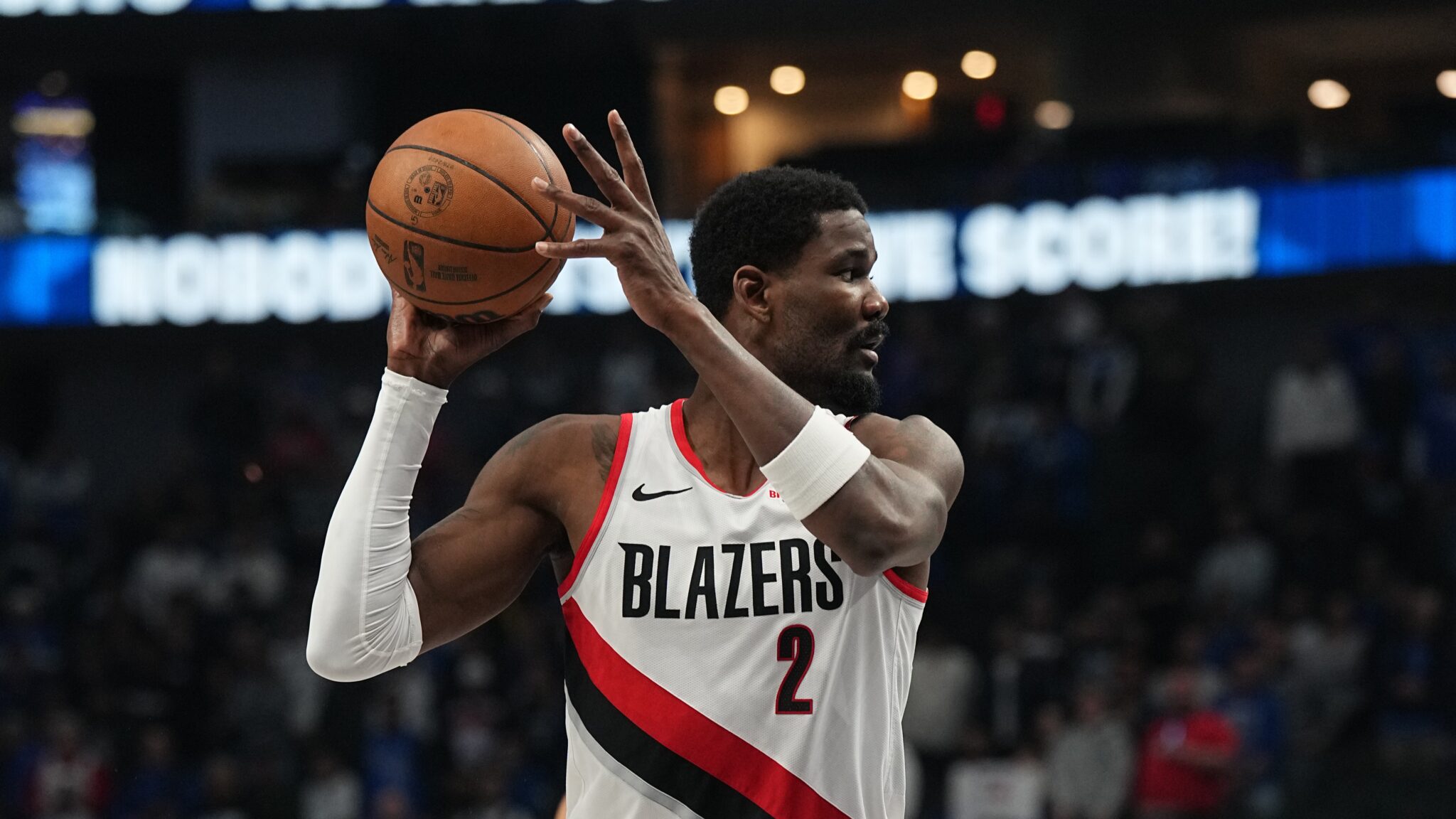 Deandre Ayton finalizes buyout from Trail Blazers, enters free agency ...