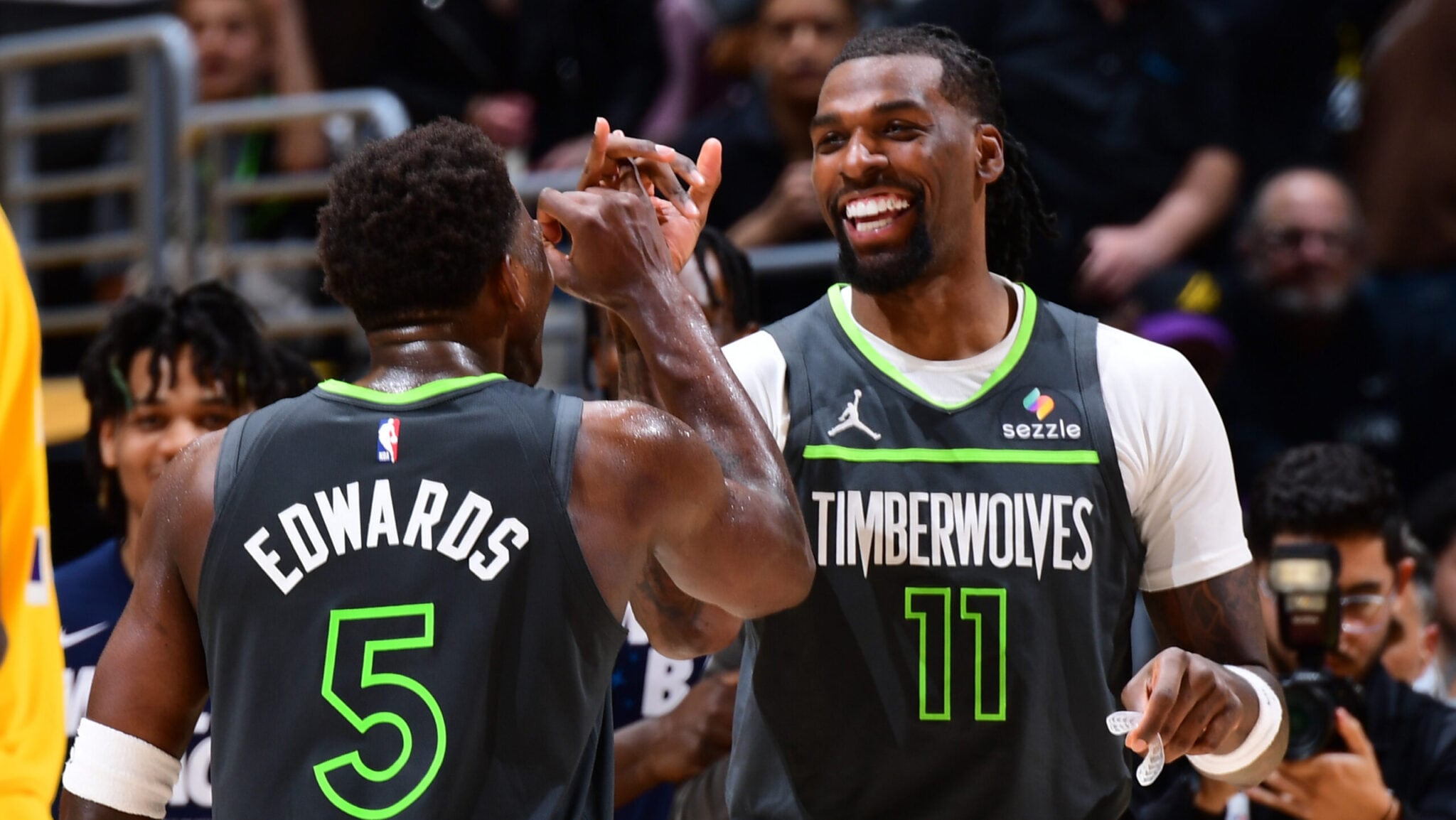 Naz Reid re-signs with Timberwolves | NBA.com