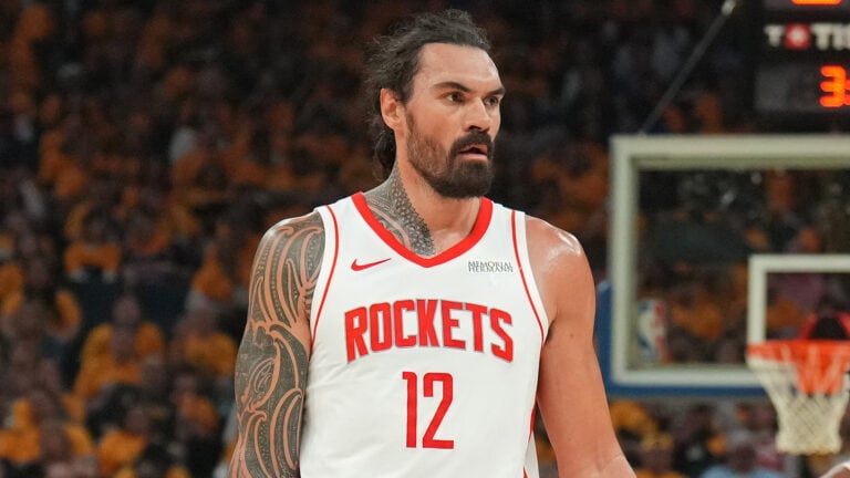 Steven Adams agrees to a 3-year, $39M contract extension with Rockets ...