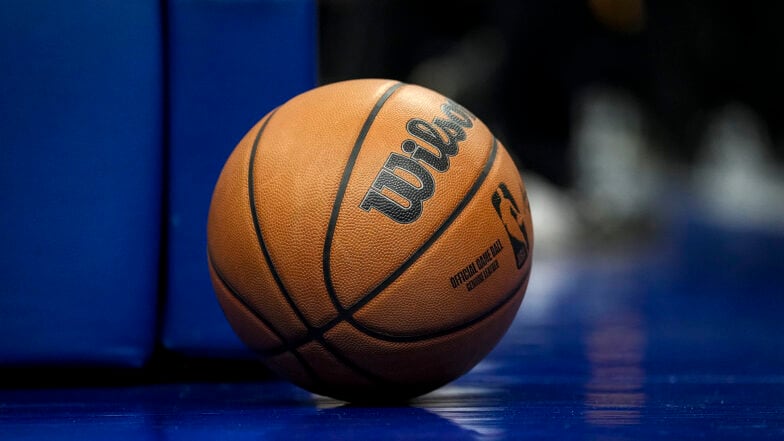NBA's Leah Wilcox awarded John Bunn Lifetime Achievement Award | NBA.com