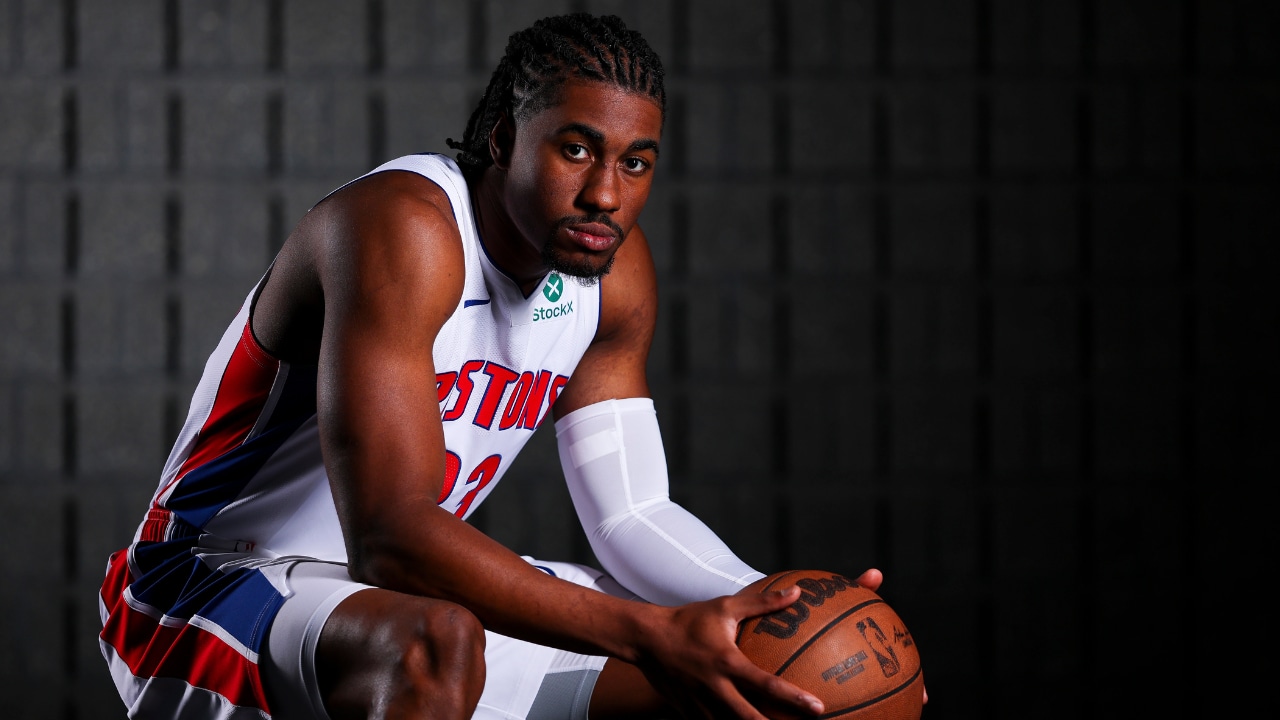 Pistons guard Jaden Ivey out at least a month after knee surgery | NBA.com