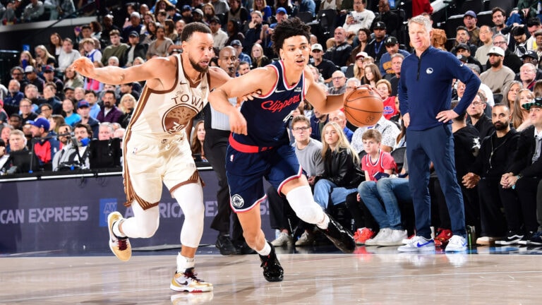 Clippers rookie Kobe Sanders has breakout game