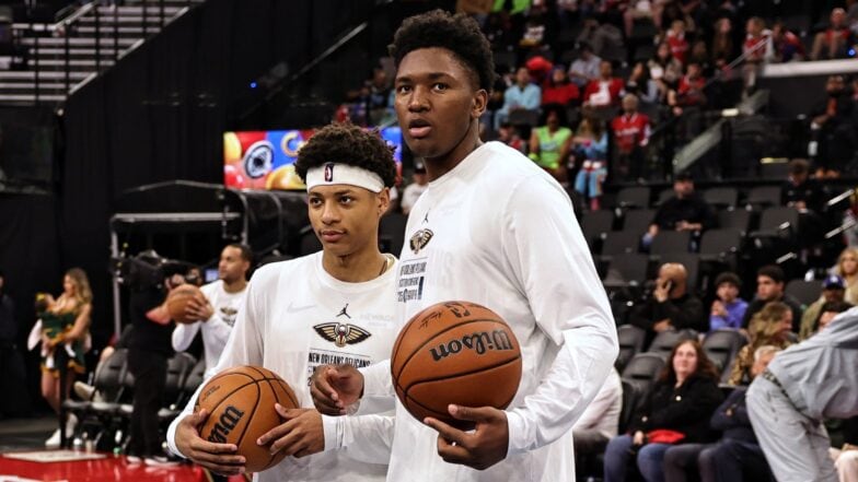 Rookie standouts Jeremiah Fears, Derik Queen provide hope in New ...