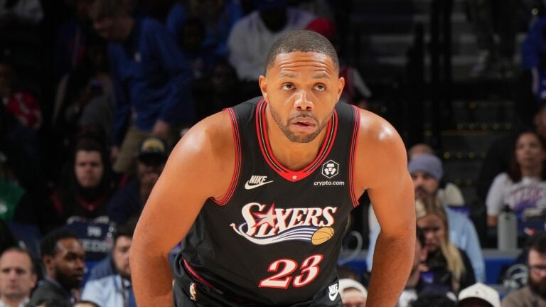 Sixers trade veteran Eric Gordon to Grizzlies | NBA.com