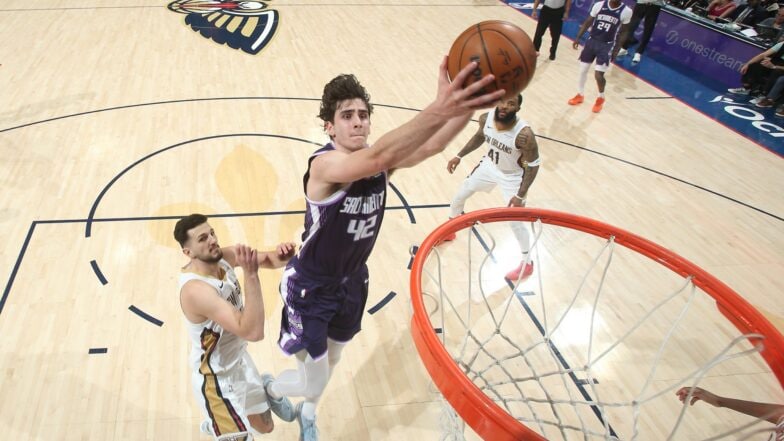 Kia Rookie Ladder: Maxime Raynaud enters Top 5 at All-Star break | NBA.com