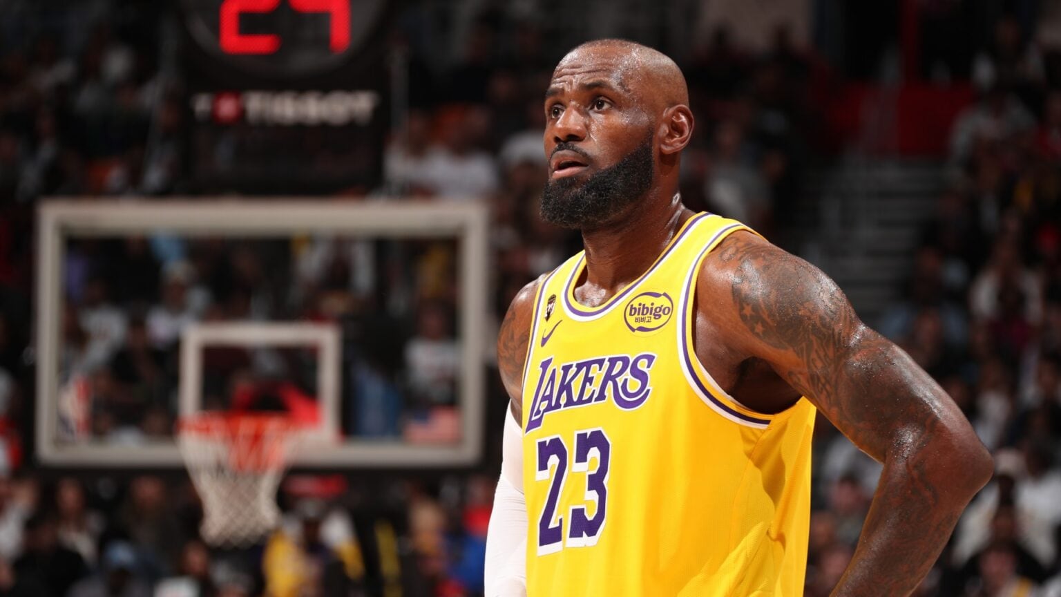 The Athletic: LeBron James’ rewriting of NBA record books has a Wilt ...