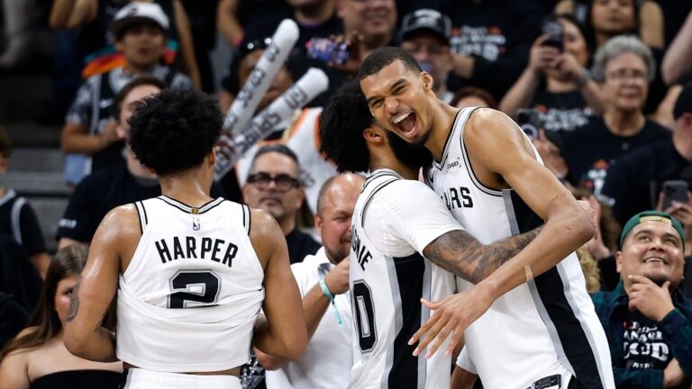 4 takeaways: Young San Antonio team earns its playoff spurs with series ...