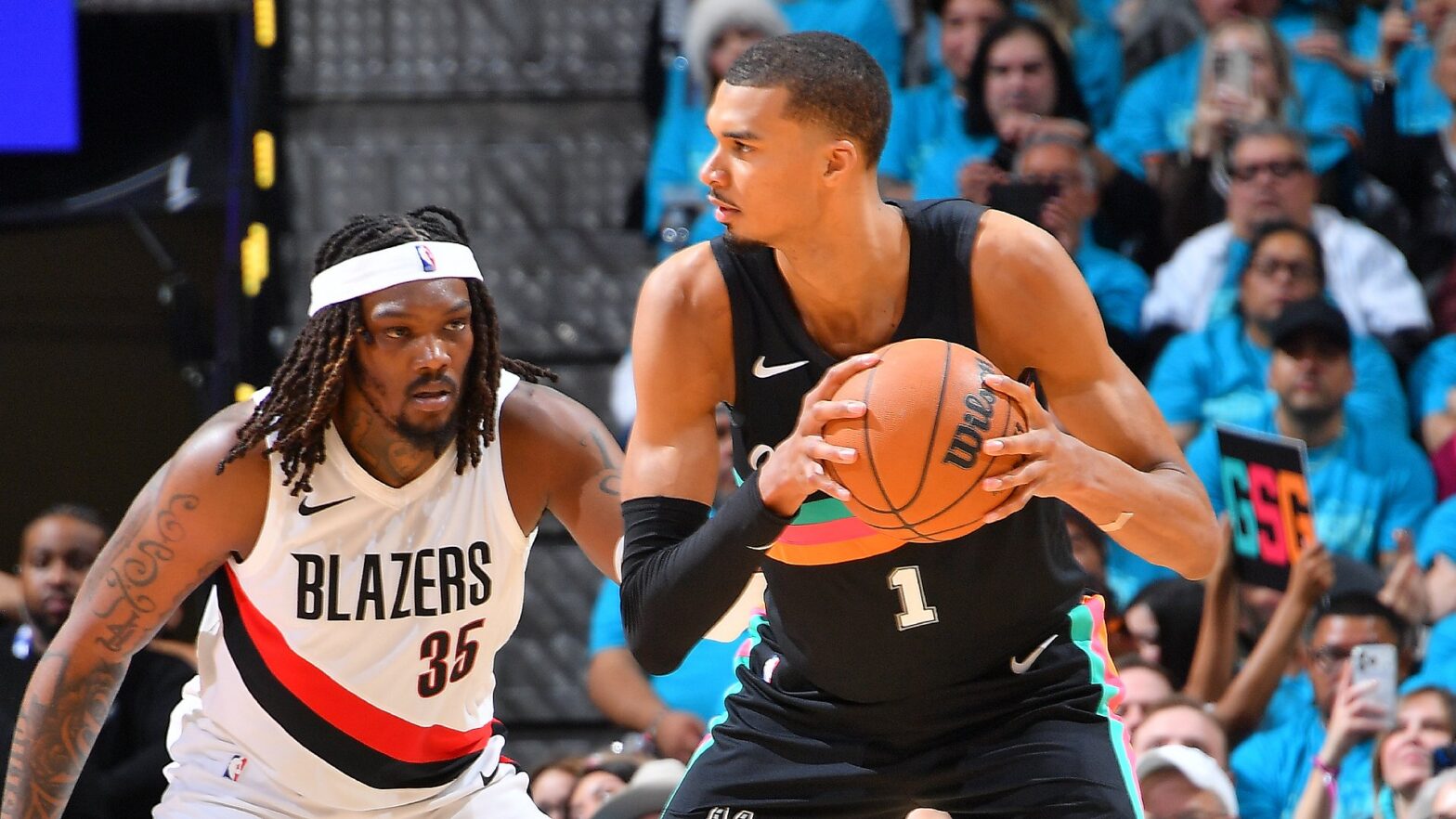 Live Updates: Celtics-76ers, Lakers-Rockets in Game 3