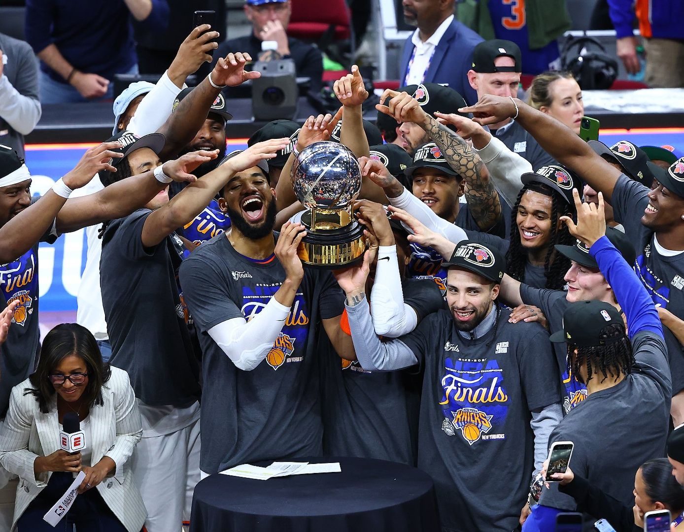 The official site of the NBA for the latest NBA Scores, Stats & News ...