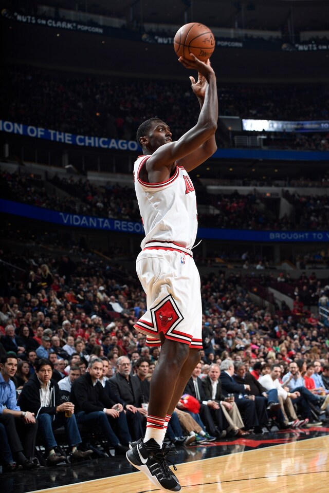 Bulls bounce back with 121-108 win over 76ers | Chicago Bulls