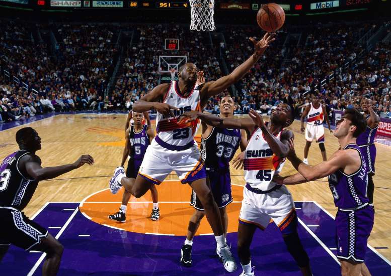 Suns Throwback: Manning, Tisdale Choose Suns Over Money | NBA.com