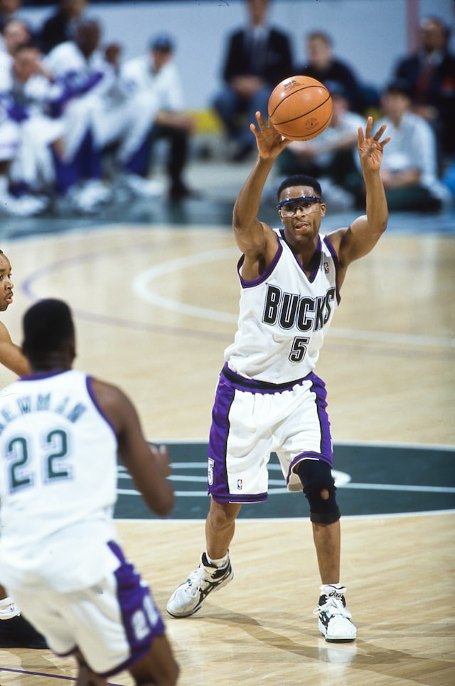 Searching for the Most 90s Bucks Player | Milwaukee Bucks