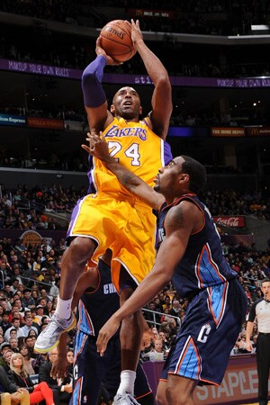 Kobe Keeps Shooting, Scoring | NBA.com