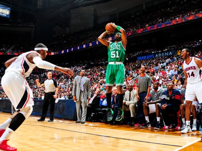 Hidden Gem: Dooling Delivers in Game 2 | NBA.com