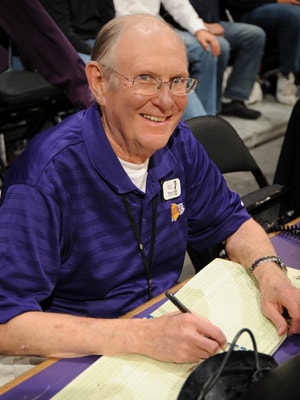 Lakers Honor John Radcliffe | NBA.com