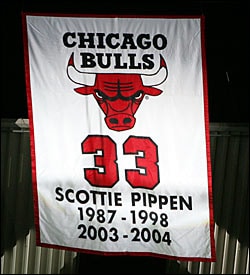 Chicago Bulls retire Scottie Pippen's No. 33 | Chicago Bulls