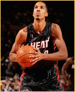 HEAT Trade Shaun Livingston To Memphis Grizzlies | NBA.com