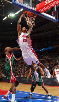 Raptors Acquire Johnson And Weems From Milwaukee | NBA.com