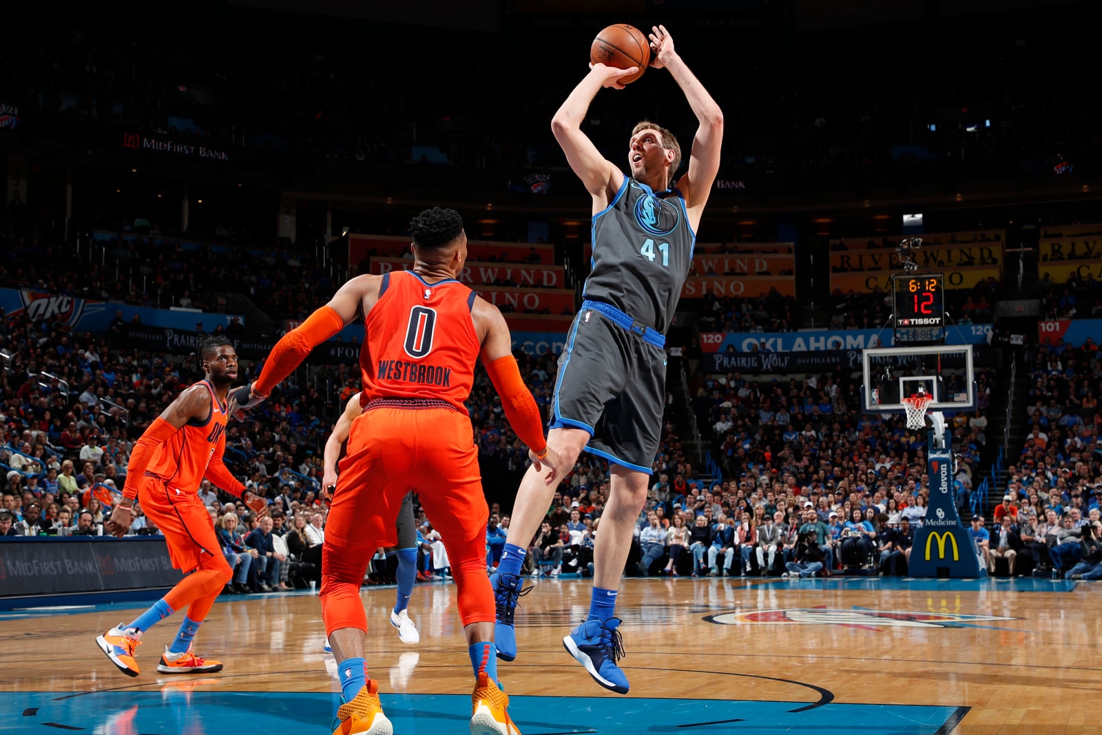 Dirk’s statue: tribute to the Big German’s impact on NBA and beyond ...
