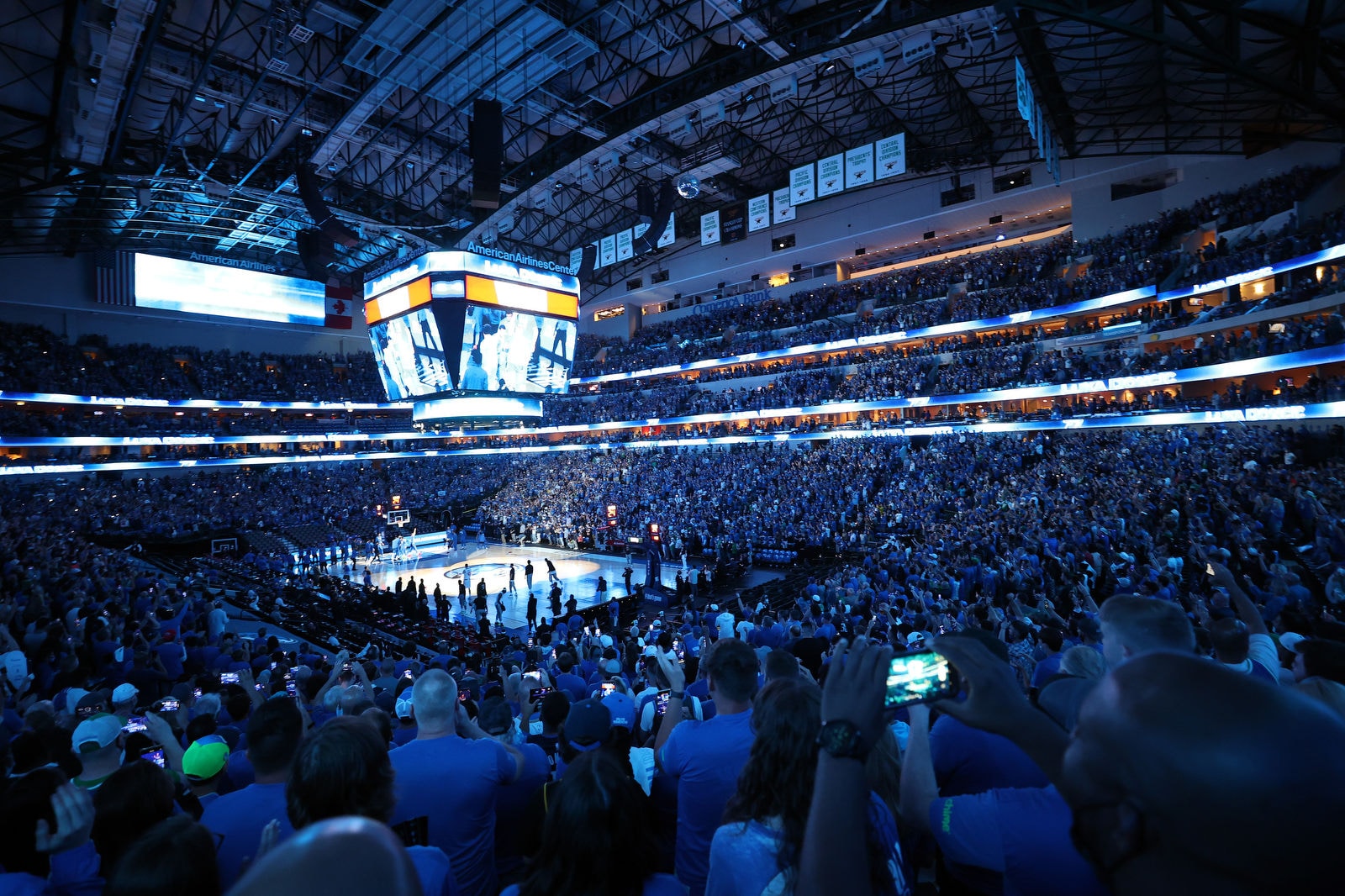 DALLAS MAVERICKS SAY THANK YOU TO SEASON TICKET MEMBERS BY PROVIDING ...