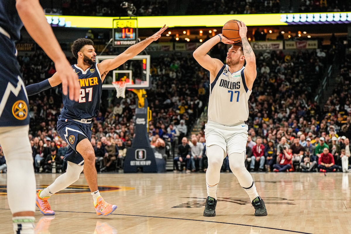 Dead-eye Mavericks hang on for precious road win at Denver | Dallas ...