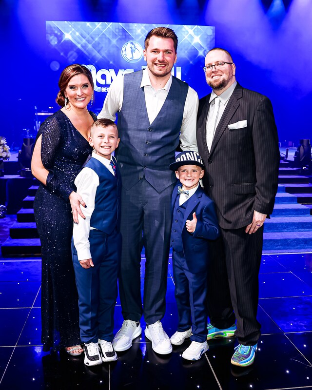 Eighth annual Mavs Ball raises record-smashing $1.85 million | Dallas ...