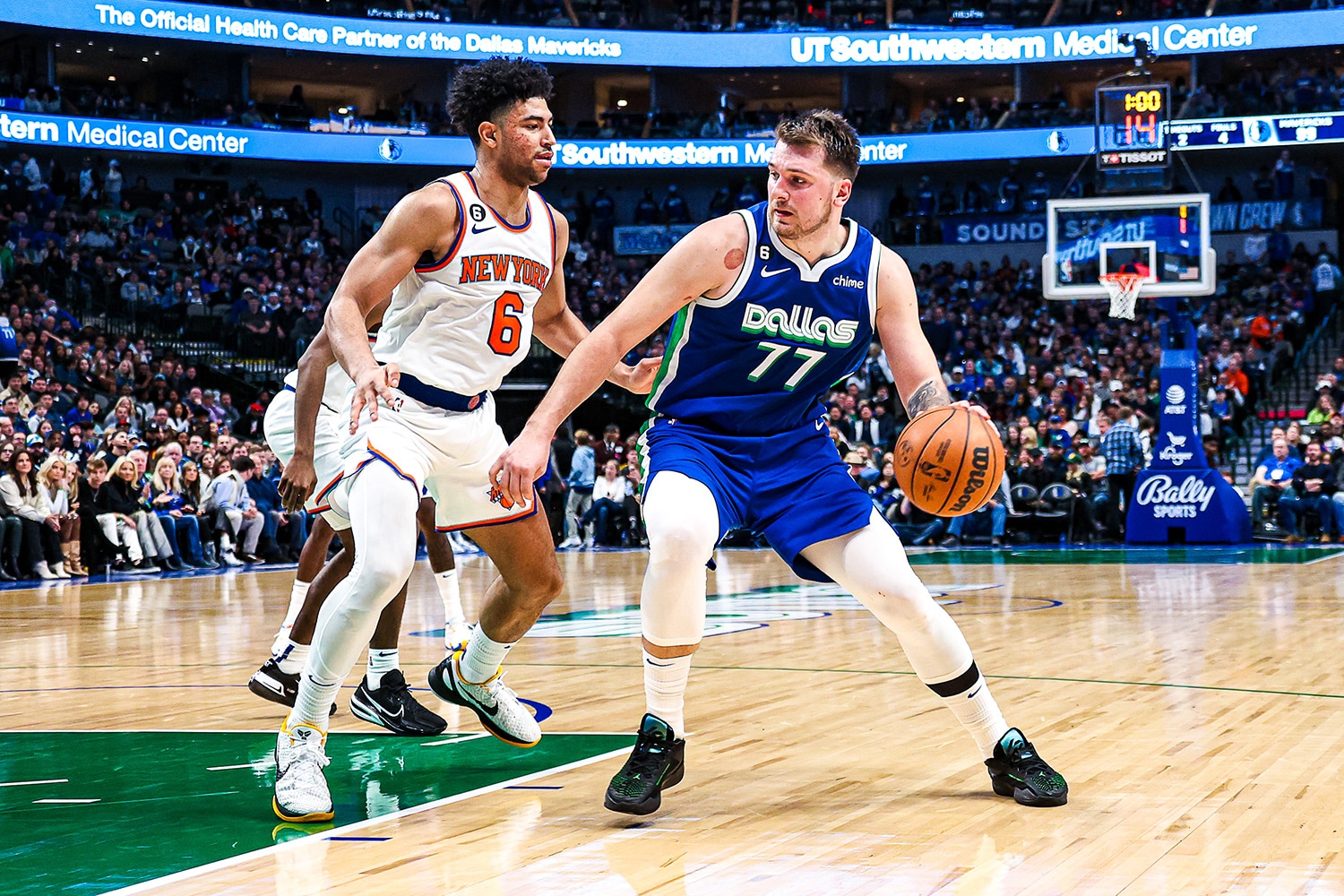Dončić shrugs off pressure, eager to mesh with newest Maverick | Dallas ...