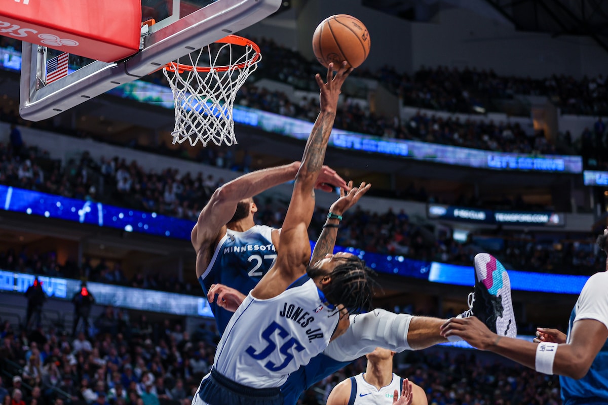 Moment against Minnesota proves Mavs’ faith in Jones exceeds his ...