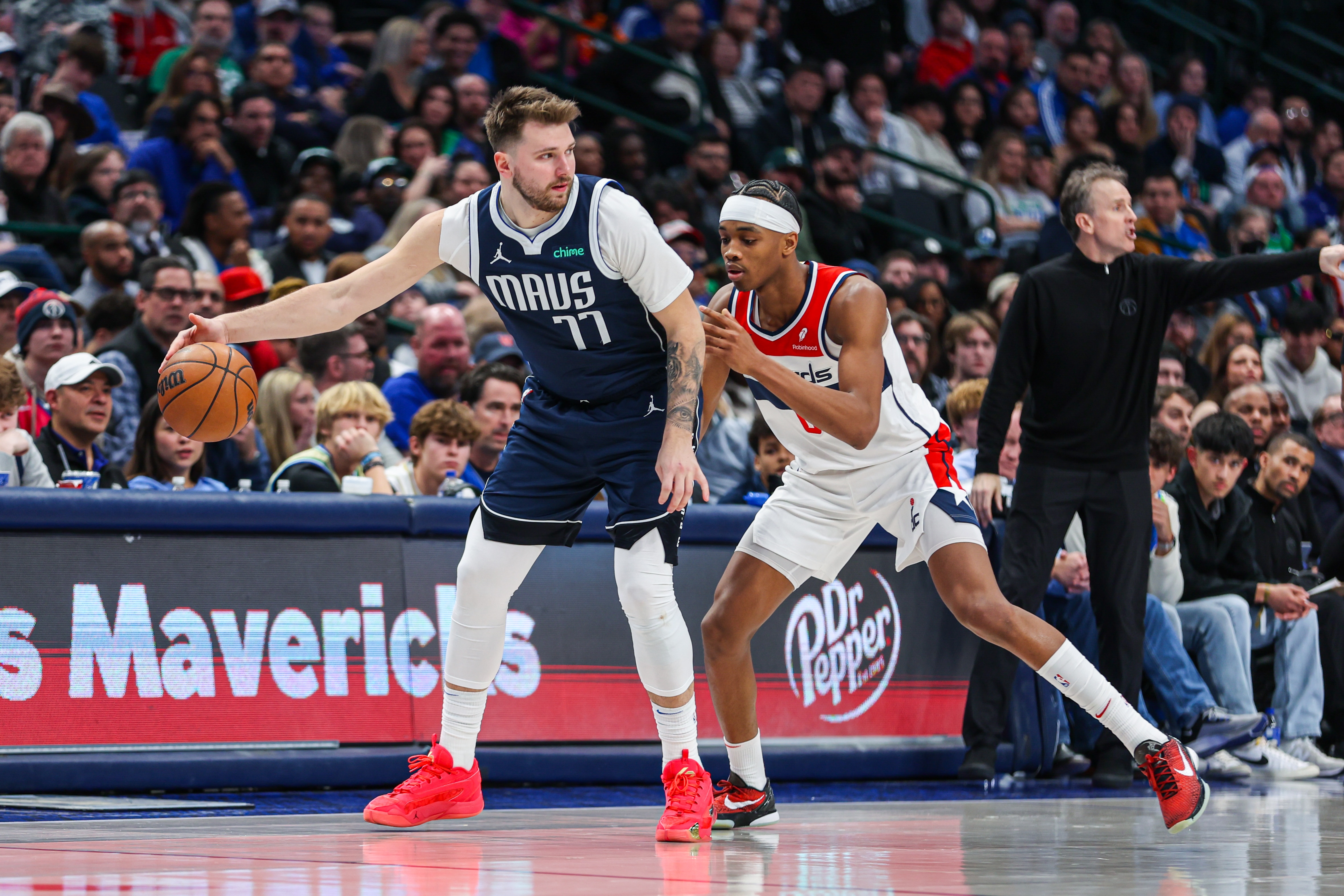 Tough-guy Dončić, fourth-quarter mastery highlight comeback win ...