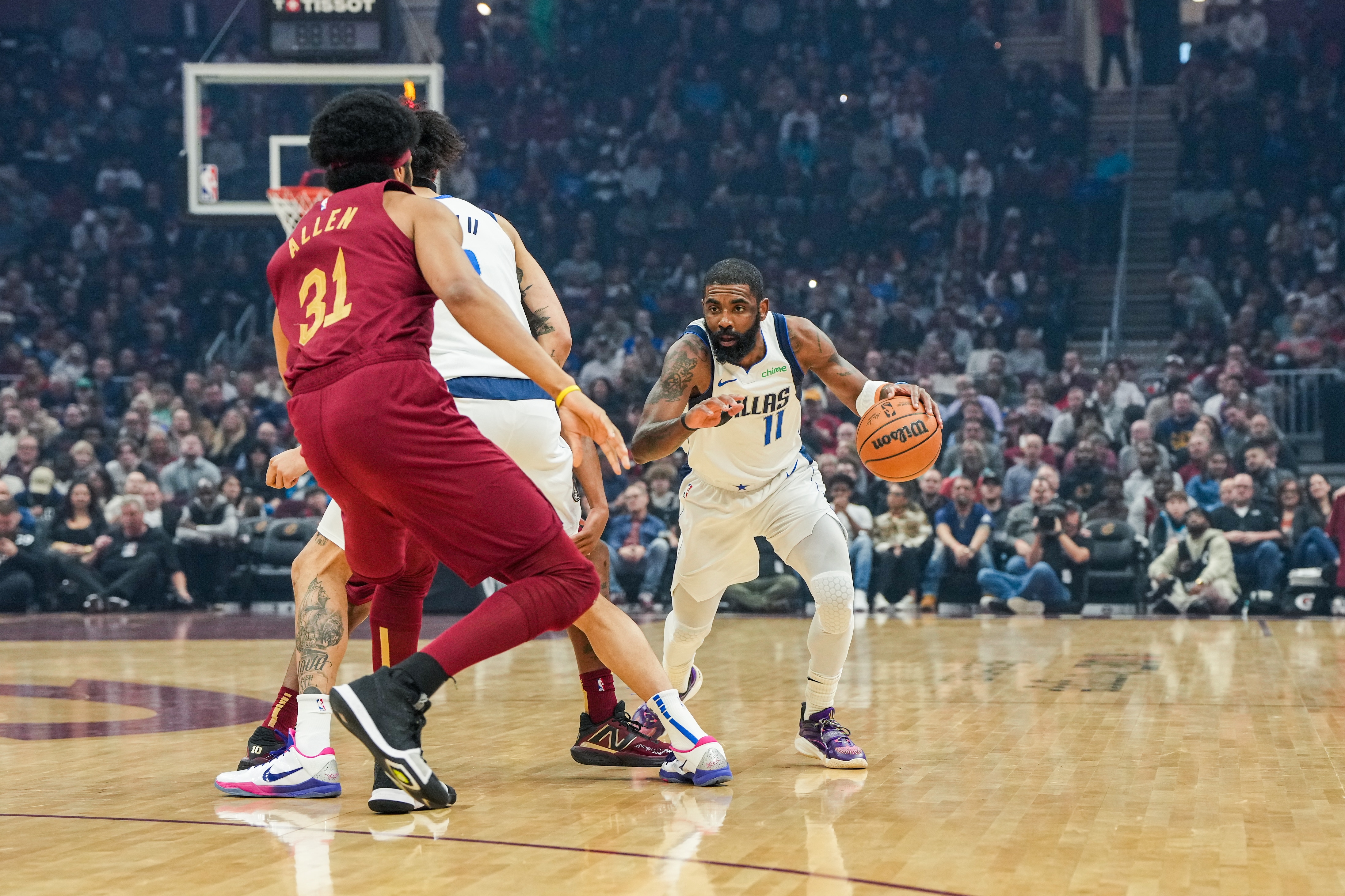 Irving fitting in great with Mavs, but will never forget his Cavalier ...