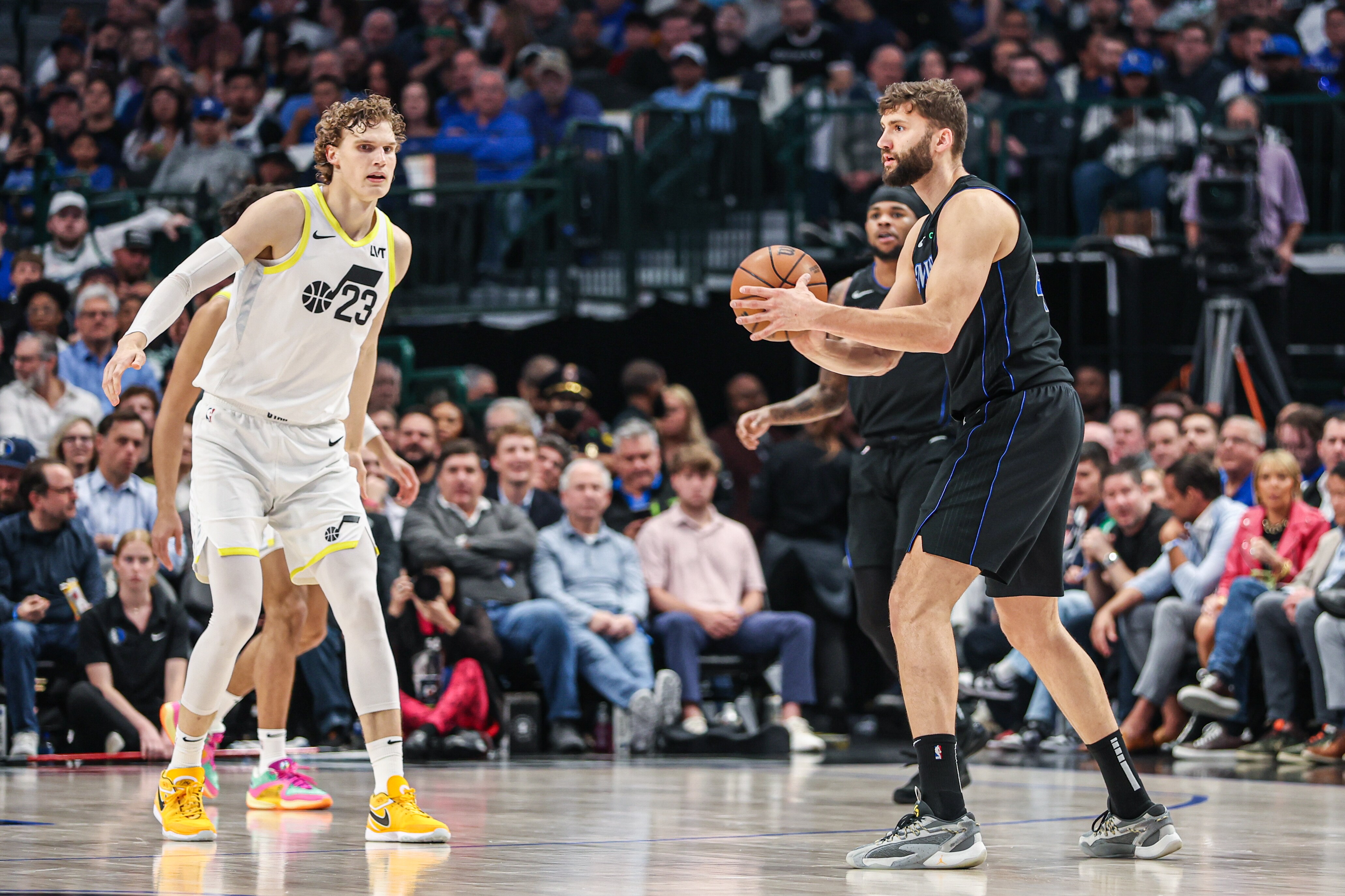 Luka’s leadership was big after clunker in San Antonio; plus, a playoff ...