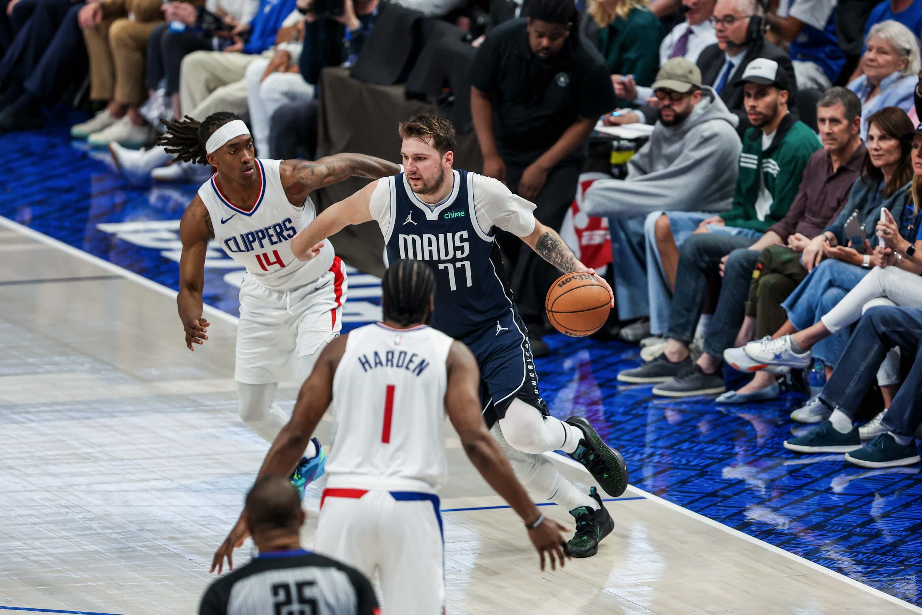 Many angles of Game 4 loss, including PG’s remarkable corner three ...