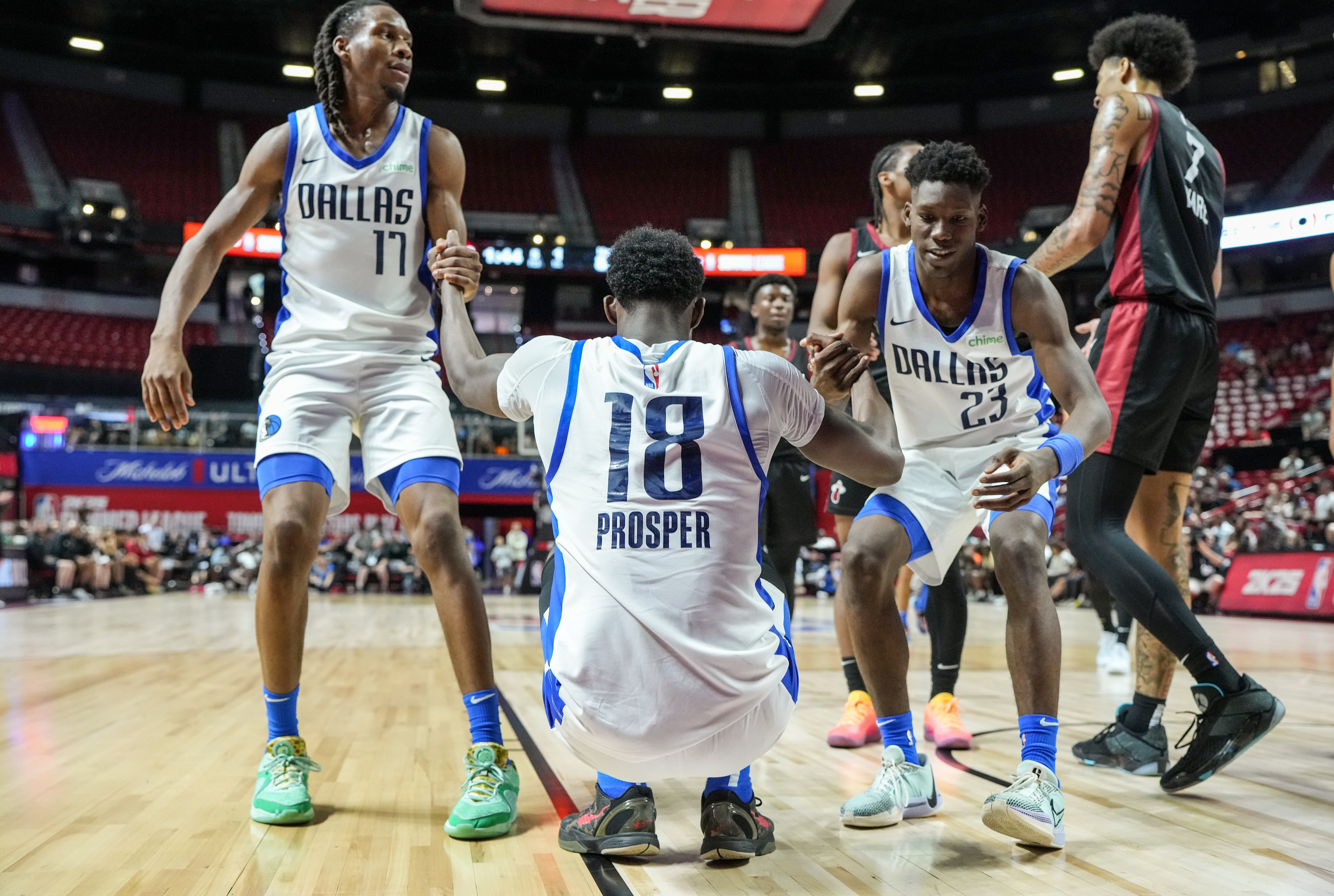 Ware’s solid performance helps Heat beat Mavs, 92-79 | Dallas Mavericks