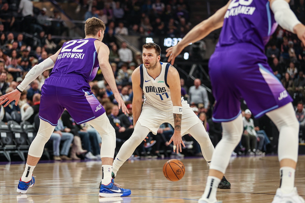 Irving’s absence not the only lineup change for Mavericks | Dallas ...