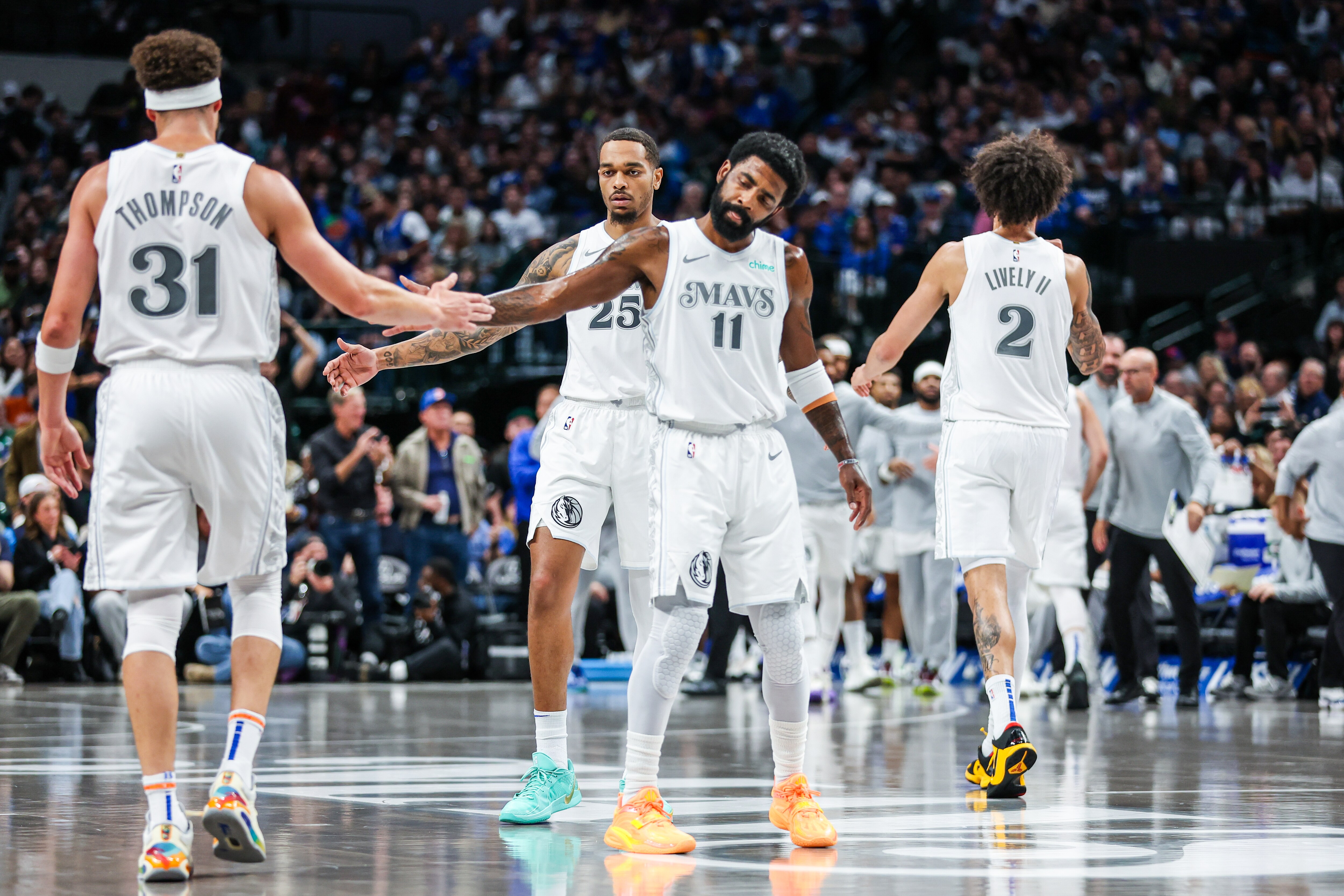 Mavs’ third-quarter surge bounces Spurs, 110-93 | Dallas Mavericks
