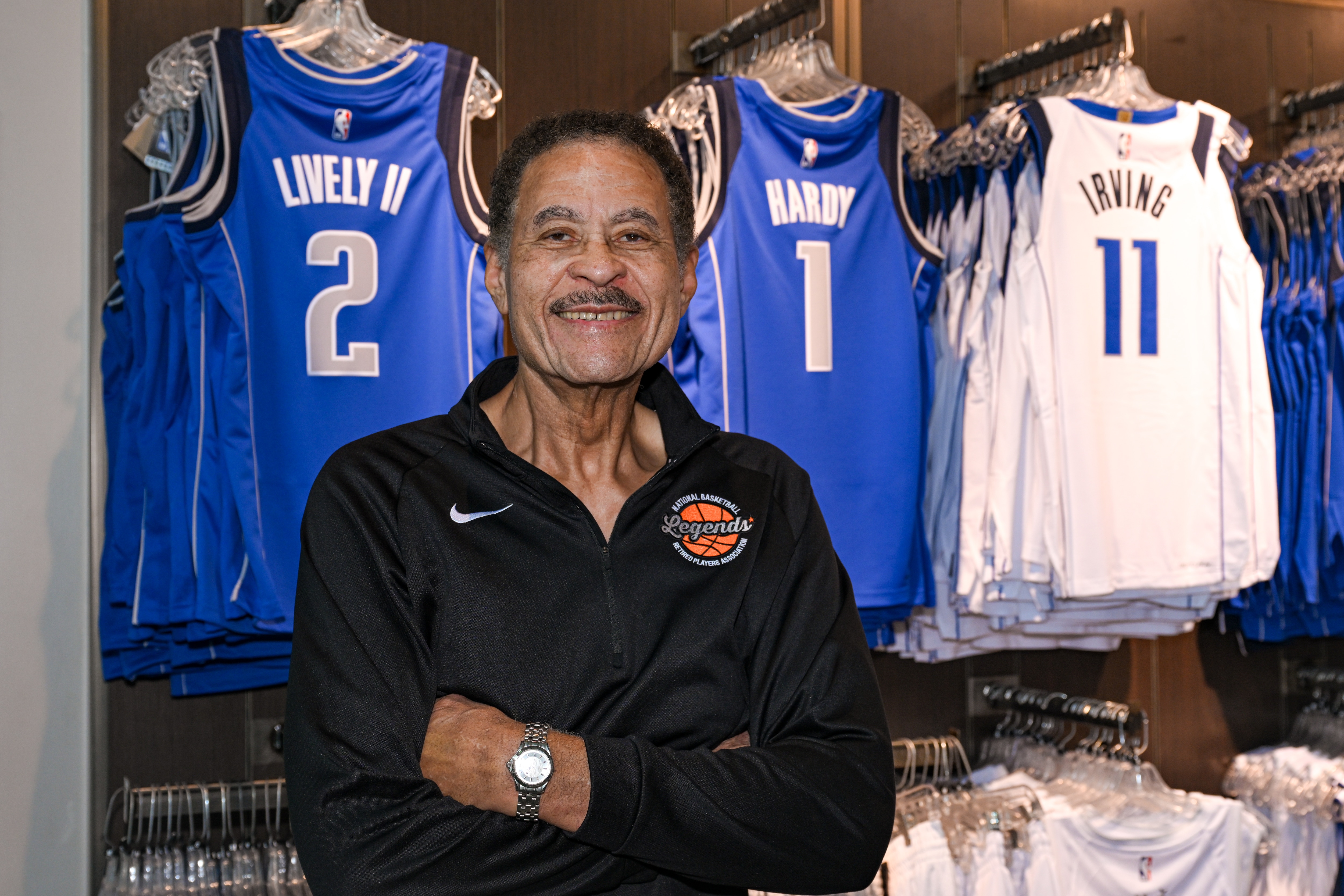 National Basketball Retired Players Association doing charity work ...